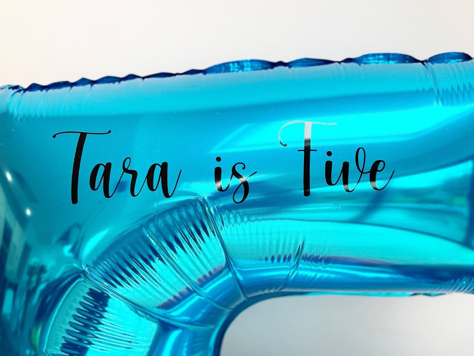 DIY Sonic Balloon Sculpture | Tara's Wonderworld